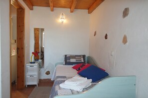 Apartamento, 1 quarto | 1 quarto, berços (sobretaxa), Wi-Fi de cortesia, roupa de cama