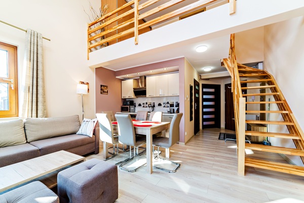 Apartamento (Mysliwska 1A/6) | Secretária adequada para computadores portáteis, ferro/tábua de engomar