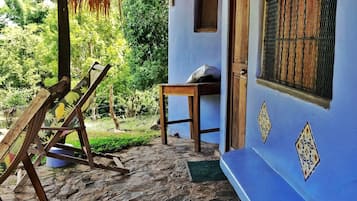 Quarto Comfort, várias camas, vista para o lago (Azul) | Terraço/pátio interior