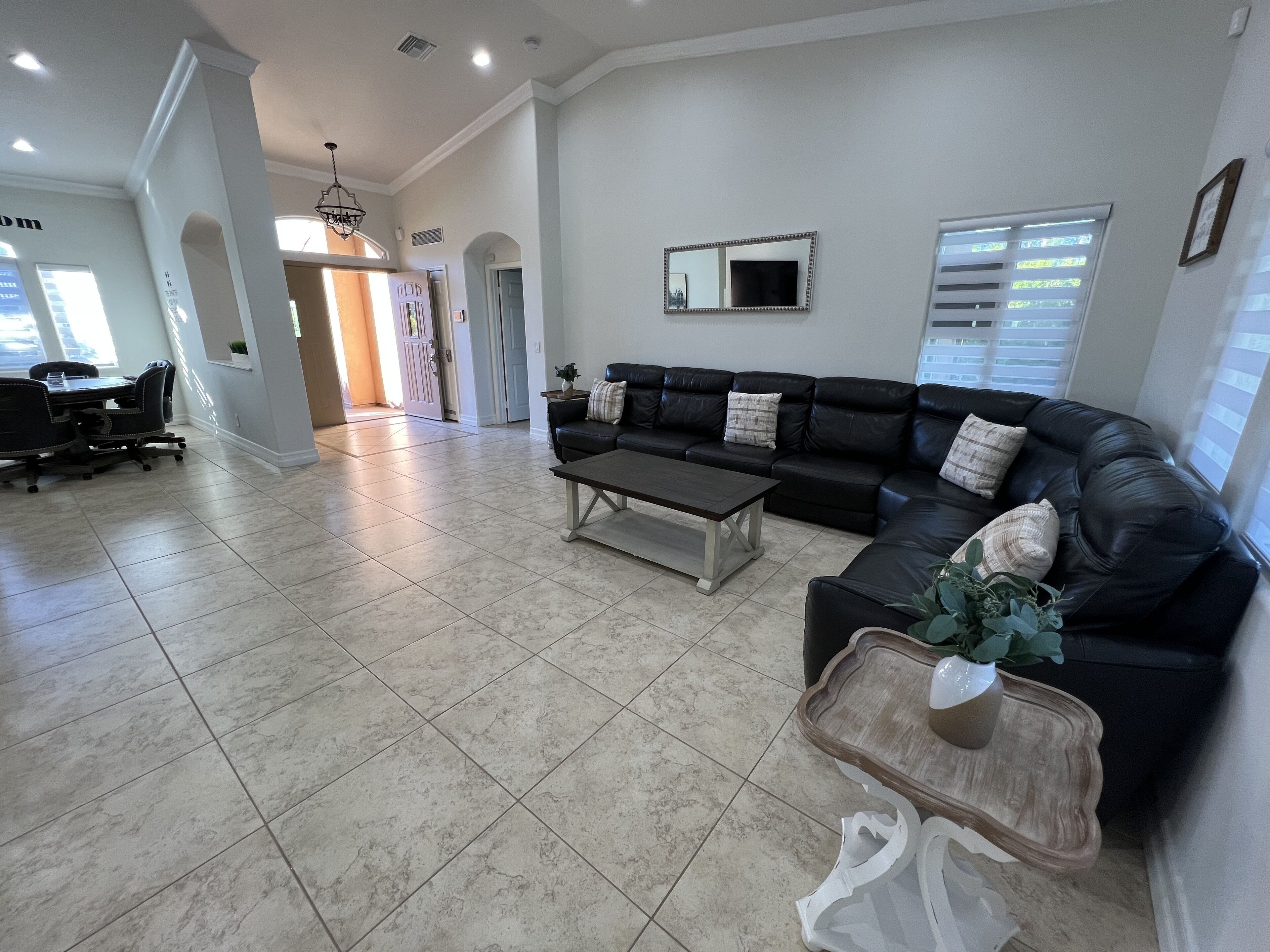 The Perfect 4 Bedroom House To Entertain Every Age - 팜스프링스