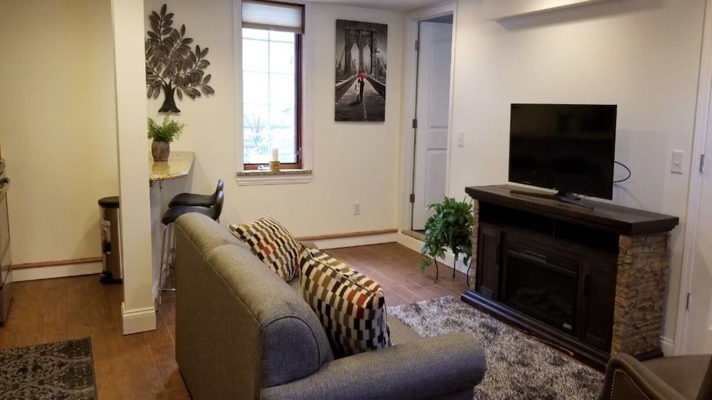 場所、場所! ダウンタウンラグジュアリー1ベッドルームアプト - アナーバー, MI