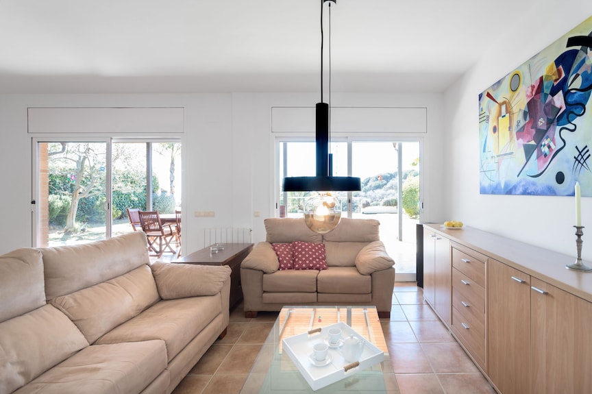 Banana - Beautiful House In Arenys De Mar With Private Pool And Garden, And A Breathtaking View Of The Mediterranean Sea! - Arenys de Mar