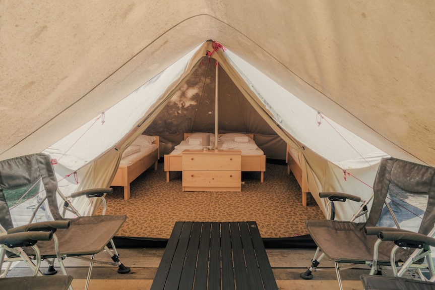 Family Bell Fully Equipped Tent In Nature. - 斯洛維尼亞