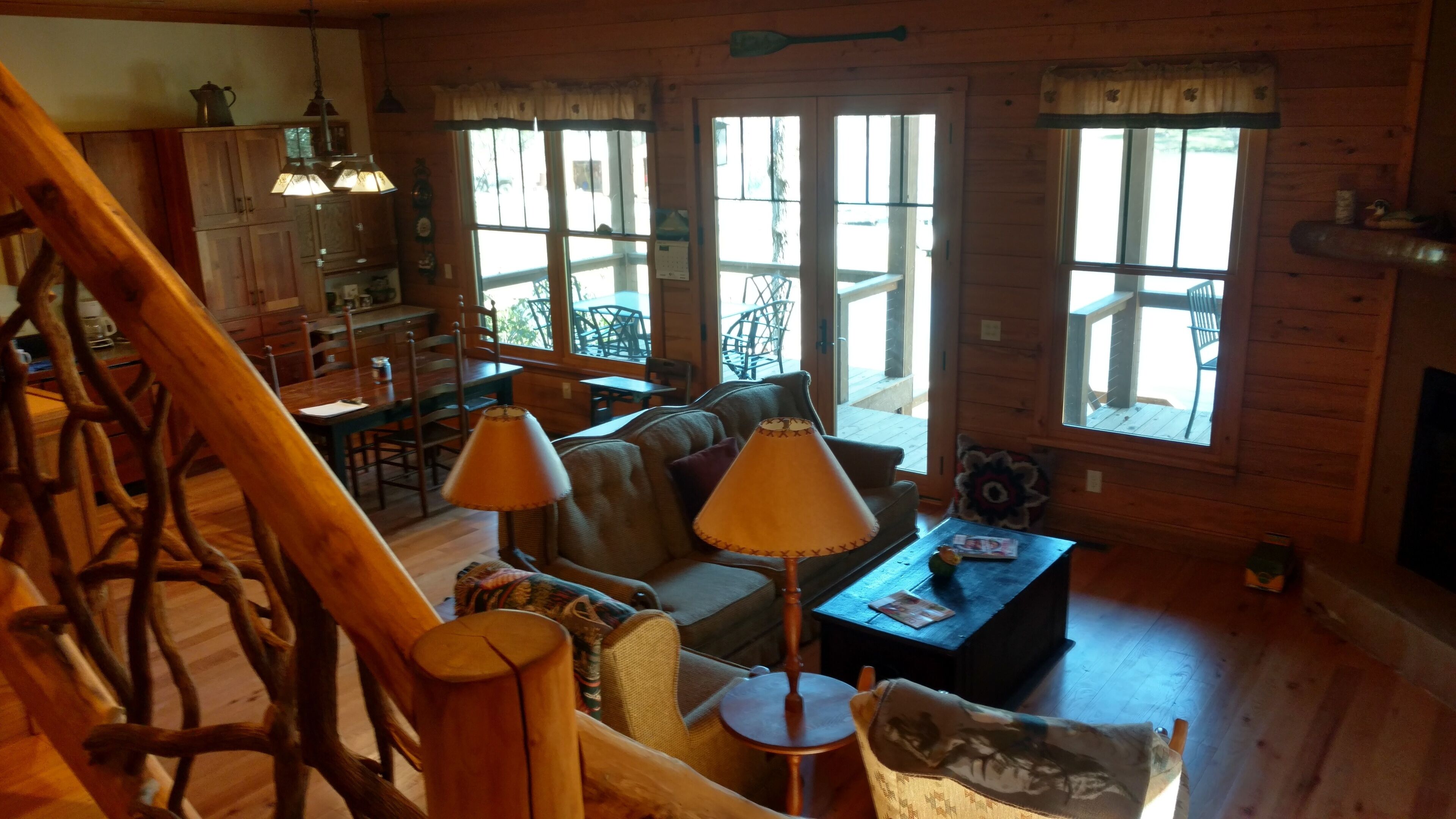 3 Bedroom Cabin On Lake. Note The Lake Will Be Lowered This Year From 11/3-2/1 - Walhalla, SC