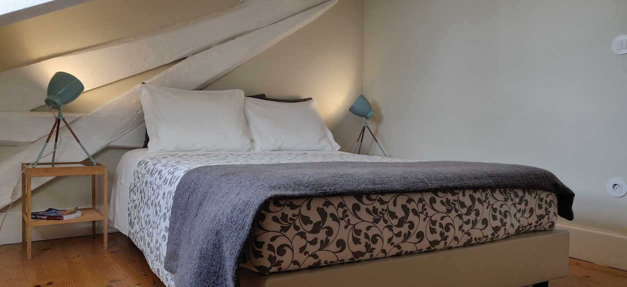 Studio 33 - Historisch Centrum - Studio Voor 3 Personen - Coimbra