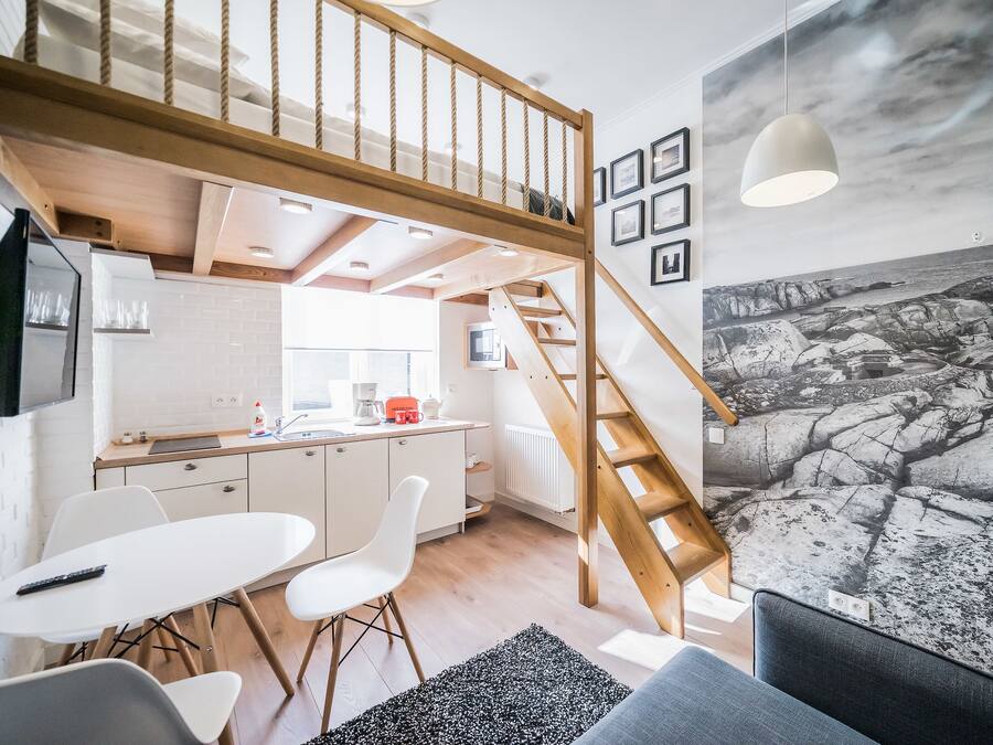 Duplex clássico | Cozinha privada | Geladeira, micro-ondas, cooktop, cafeteira/chaleira