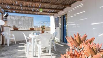 Dúplex, 3 quartos | Terraço/pátio interior