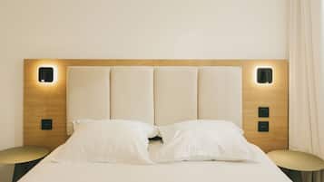 Apartamento família | 1 quarto, cofres nos quartos, individualmente decorados