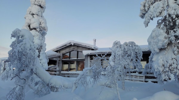 Villas Karhunpesä - Saariselkä
