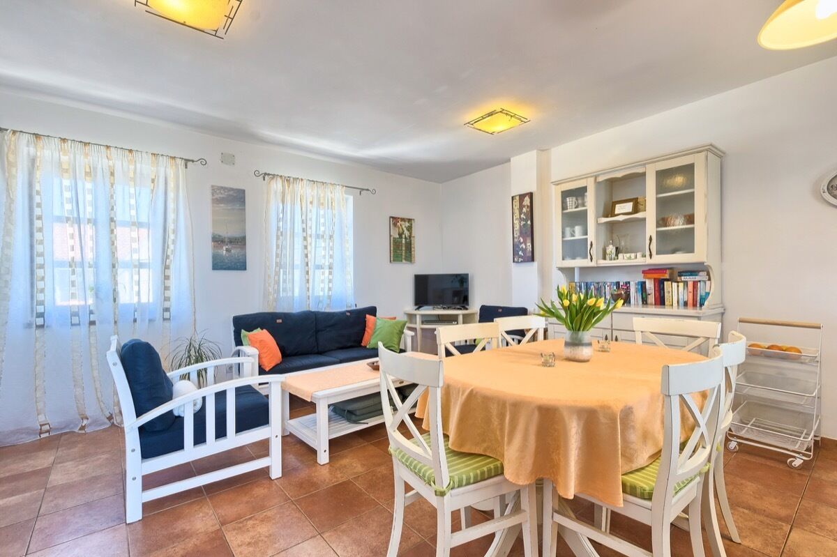 Hübsches Ferienhaus Im Istrianischen Stil Mit Pool Und Meerblick In Der Nähe Von Rovinj - Rovinj