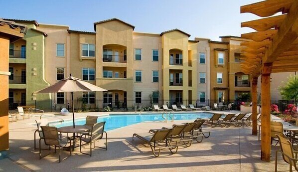 Rustic 2 Bedroom Condo minutes away from the Arizona Lifestyle ...