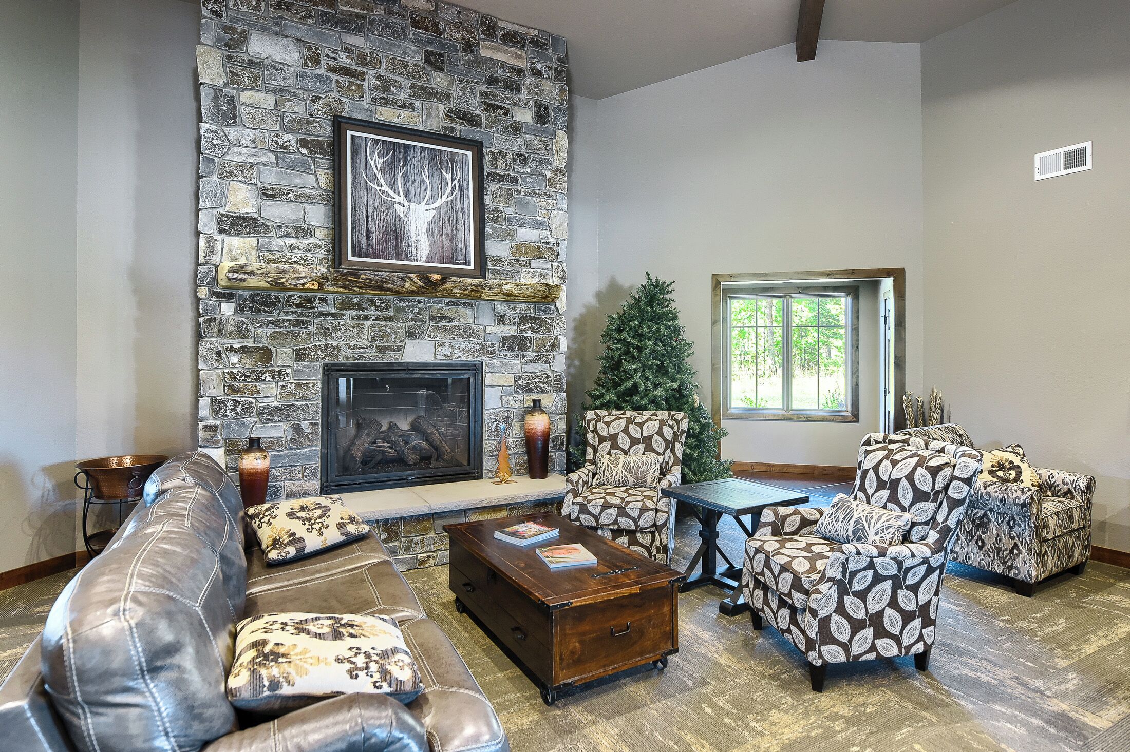 Incredible New 3 Br Modern Rustic Cabin Near Deadwood And Local Clubhouse! - Deadwood, SD