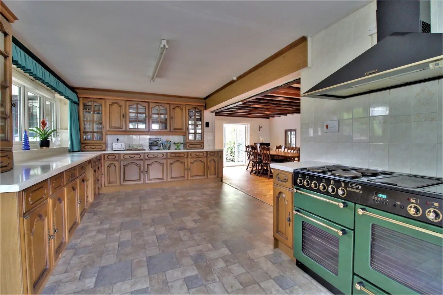 10 Best Cabins With Hot Tub Near Chester, UK - Updated 2024 | Trip101