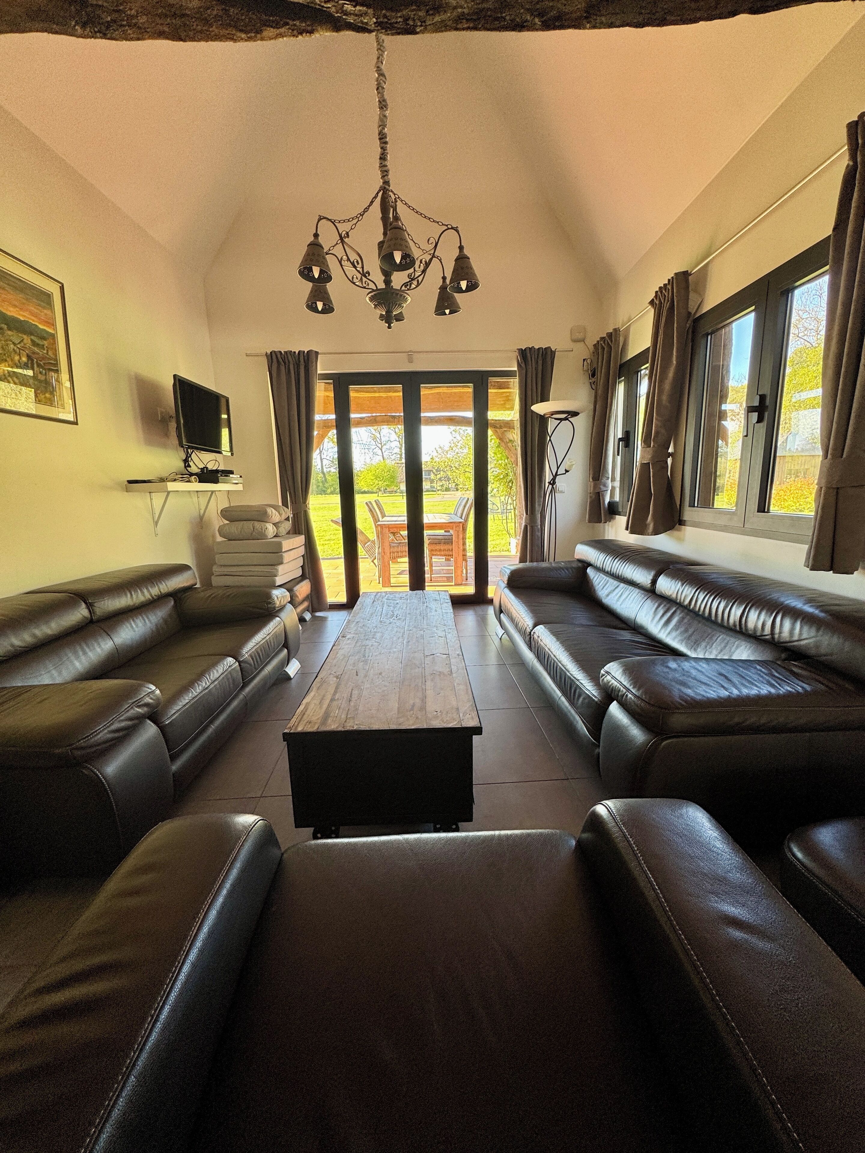 La Roselière : Charme Et Convivialité Pour Des Séjours Inoubliables - Bourg-Achard