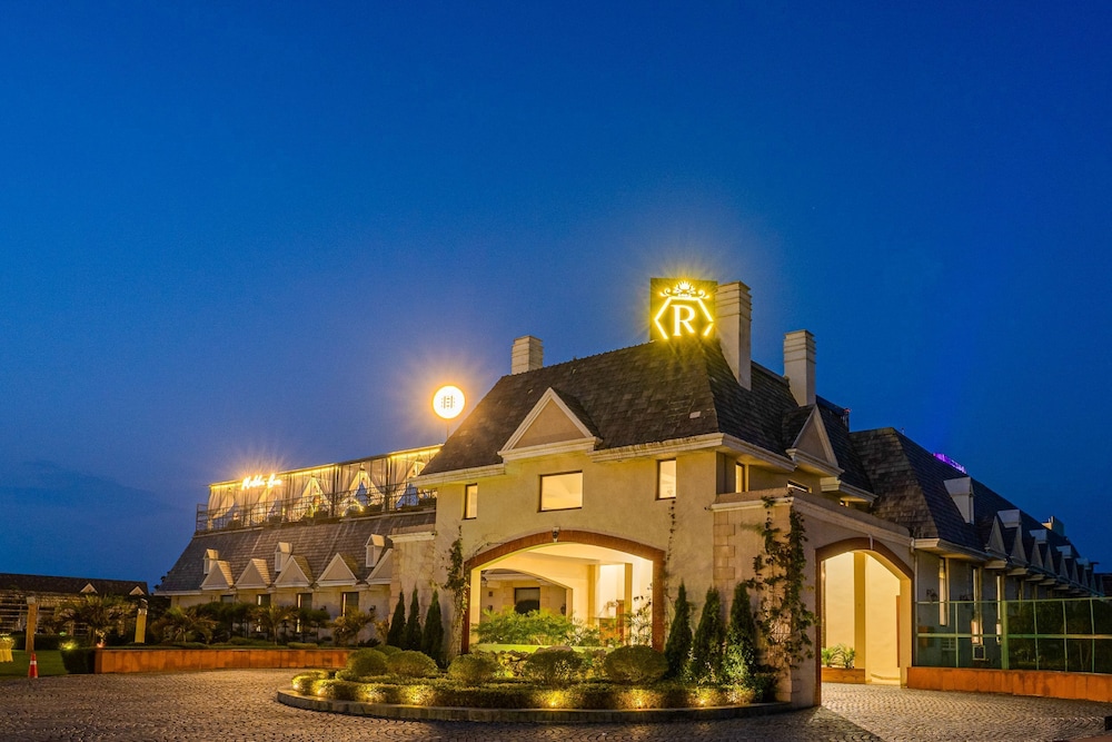The Radiant Resort - Gorakhpur