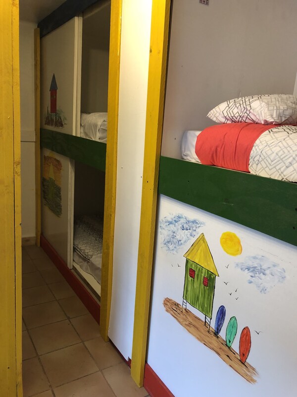 Cape Capsules - Cape Town