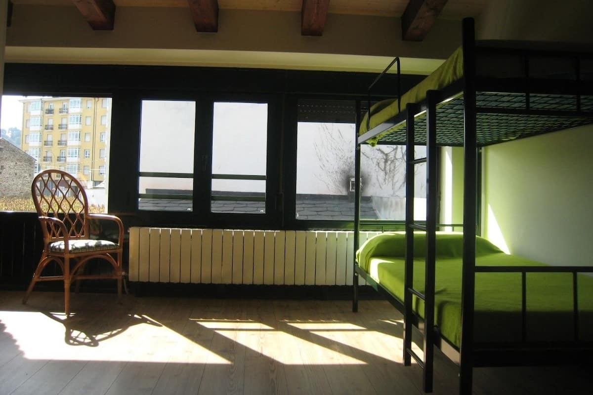 Dormitório Partilhado Tradicional, em dormitório misto (1 bed in 4-Bed Dormitory Room) | Wi-fi grátis