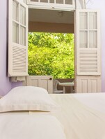 Frigobar, ferros/tábuas de passar roupa, Wi-Fi de cortesia