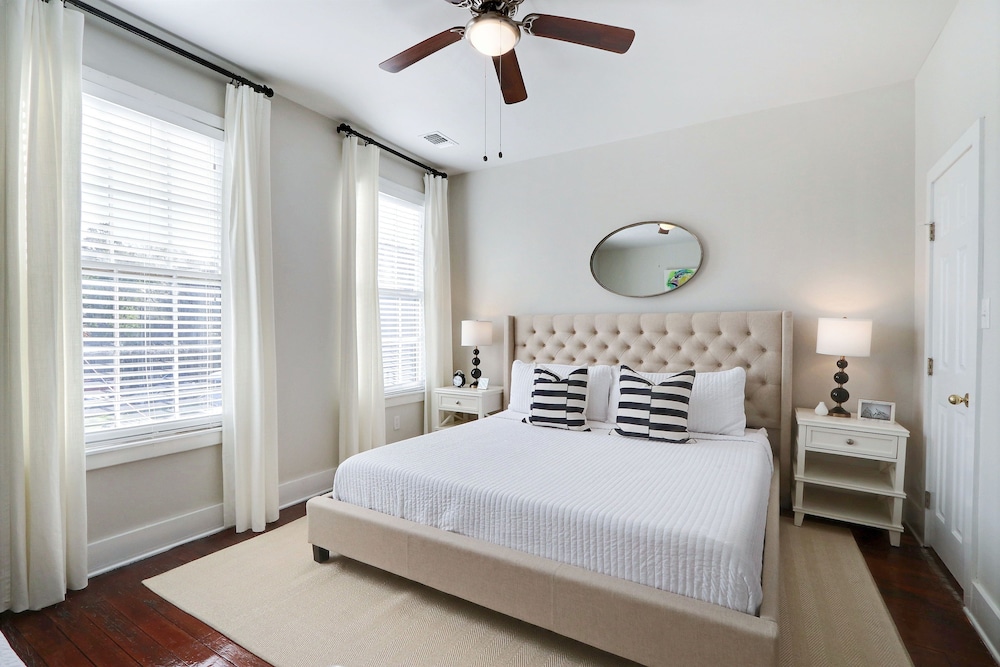 Gallery Stays - Amiri Pop - Savannah, GA