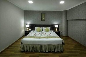 Cofre no quarto, ferro/tábua de engomar, Wi-fi grátis 