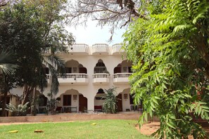 Fachada da propriedade