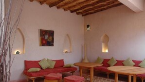 Villa Comfort, 2 quartos, não fumadores | Sala de estar
