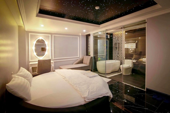 Quarto (Galaxy) | Frigobar, escrivaninha, quartos à prova de som