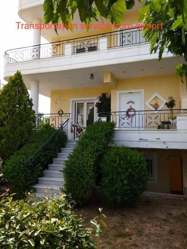 Stavros Apartments - Луца