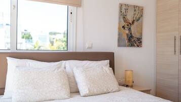 Villa, 3 quartos, piscina privativa | 3 quartos, secretária, quartos insonorizados, ferro/tábua de engomar