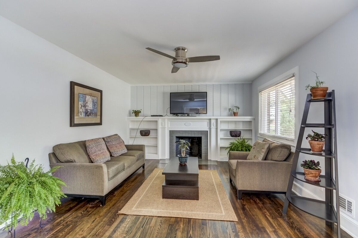 Casa De 2 Habitaciones Y 1 Baño Ubicada En Un Vecindario Muy Agradable Y Tranquilo - Hickory, NC