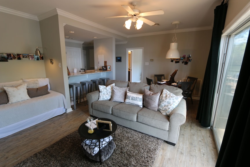 Lakefront Walkout Condo In Stillwaters Stunning Views & Prime Location! - Alabama