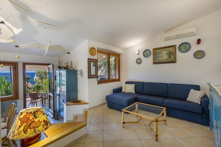 Granieten Huis Met Betoverend Uitzicht Op Een Steenworp Afstand Van De Zee - Costa Paradiso