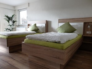 Roupas de cama antialérgicas, Wi-Fi de cortesia, roupa de cama