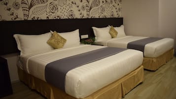 Quarto Superior (Family) | Vista para a rua