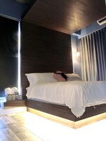 Quarto Clássico com Cama de Casal | Secretária, cortinas/cortinados opacos, quartos insonorizados