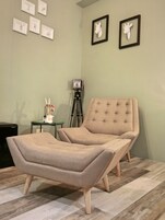 Secretária, cortinas/cortinados opacos, quartos insonorizados