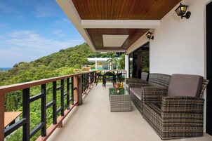 Panoramic Apartment, 2 Bedrooms, Terrace, Sea View | Terraço/pátio interior