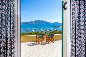 Casa, 3 quartos, vista para o mar | Terraço/pátio