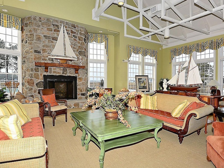 Beautiful Villa In Outstanding Resort Community - Delaware