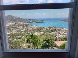 Panoramic Apartment, 2 Bedrooms, Harbor View, Sea Facing, Apt#3 | Vista do quarto