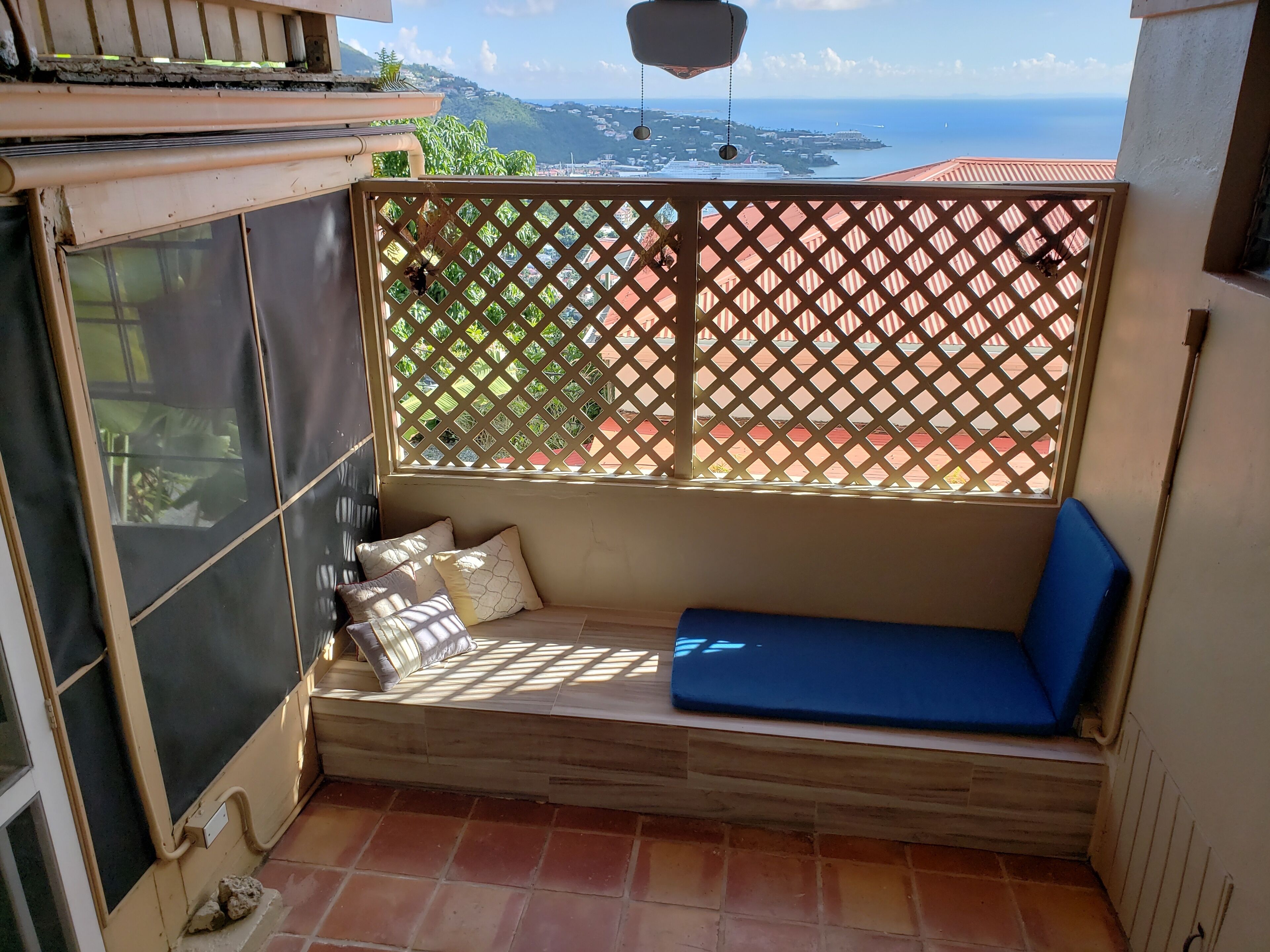Deluxe Apartment, Multiple Beds, Ocean View, Sea Facing, Apt#1 | Terraço/pátio