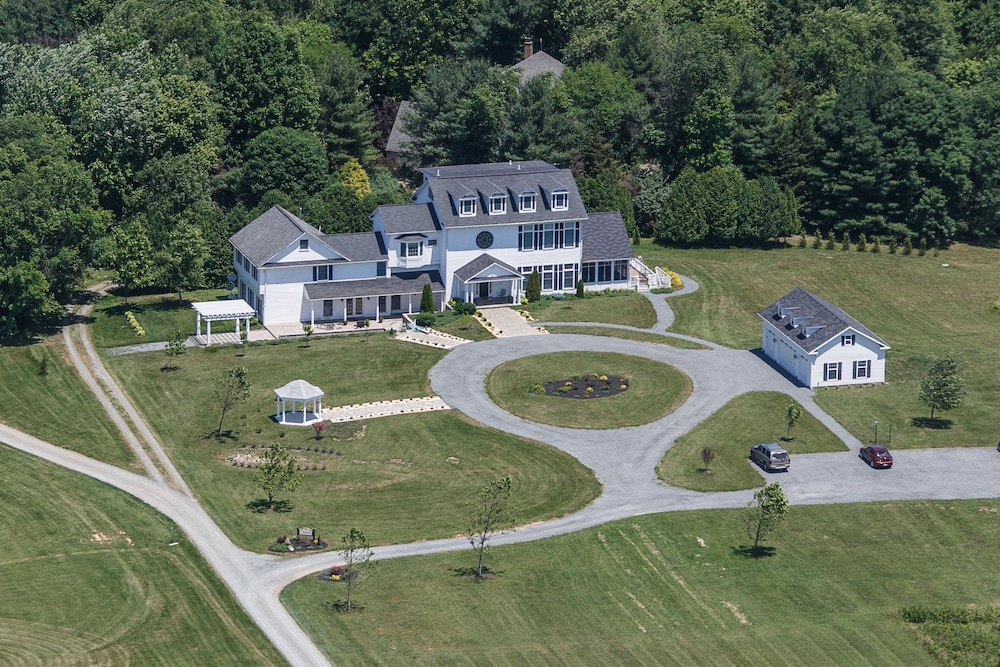Loudoun Valley Manor - Harpers Ferry, WV