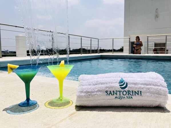 Salas para tratamentos a dois, banheira de hidromassagem, sauna a vapor