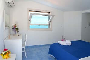 1 quarto, minibar, secretária, quartos insonorizados 