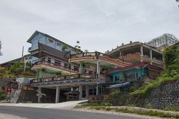 Collection O Near Museum Pusaka Karo Formerly 3 Berastagi - Medan