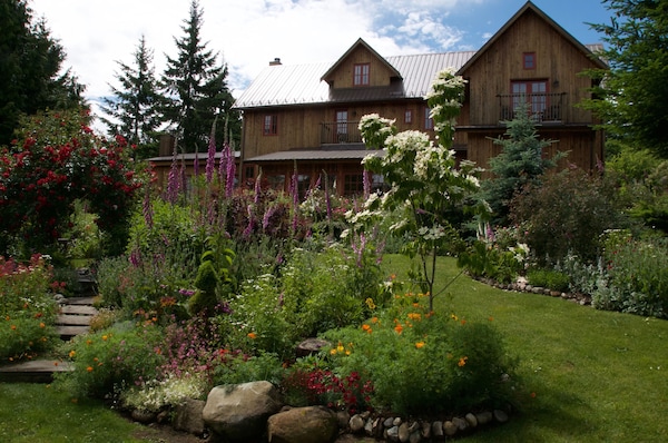 Wetherly Inn - Vancouver Island