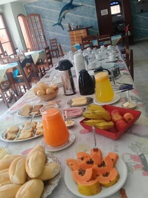 Pequeno-almoço continental diário incluído 