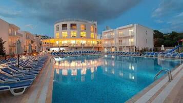 Piscina exterior