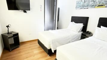 Quarto Twin, 2 camas individuais | Roupa de alta qualidade, Wi-fi grátis, roupa de cama fornecida