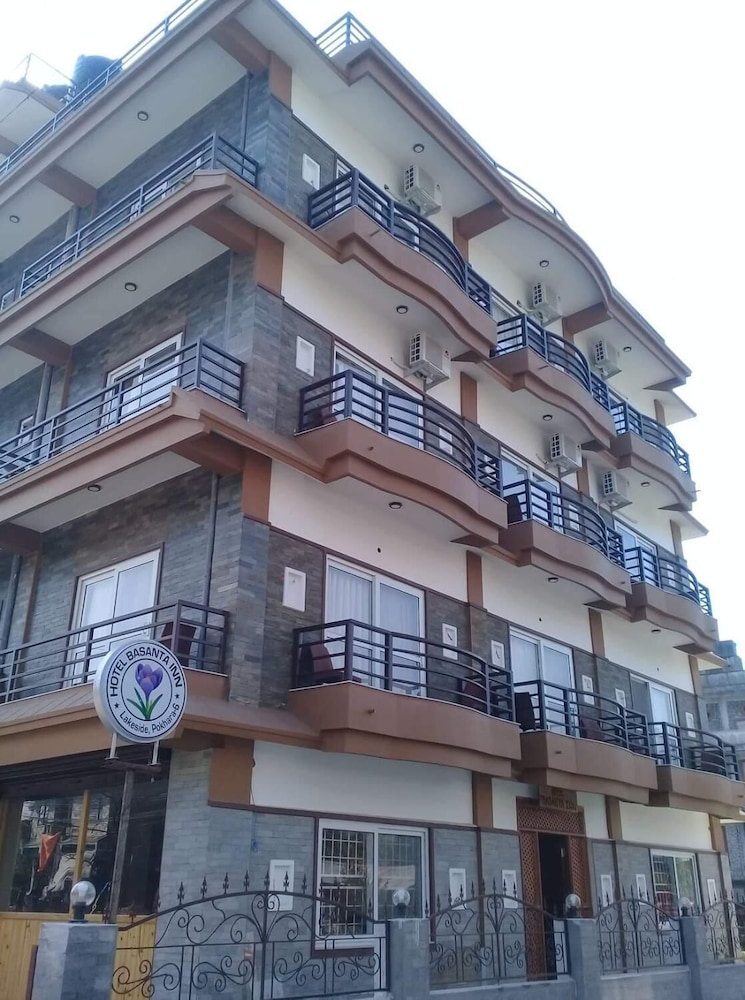 Hotel Basanta Inn - Tibet
